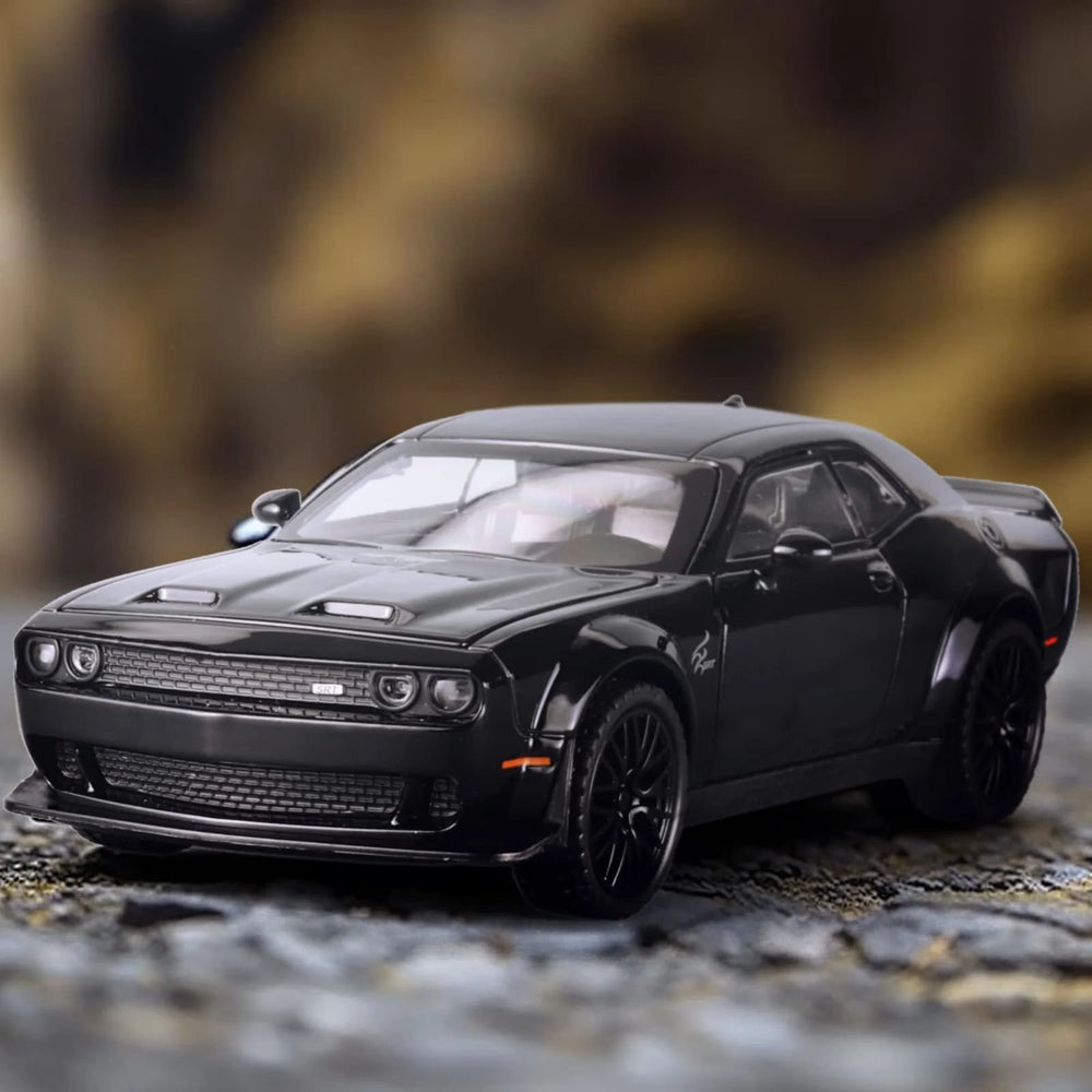 1:32 Dodge Challenger Hellcat – minigara.com